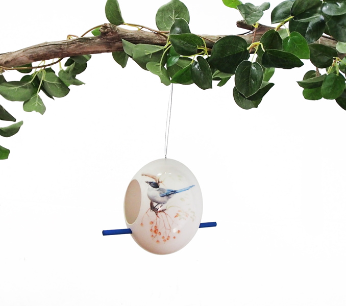 African Creative :: Ostrich Egg Bird Feeder - 5